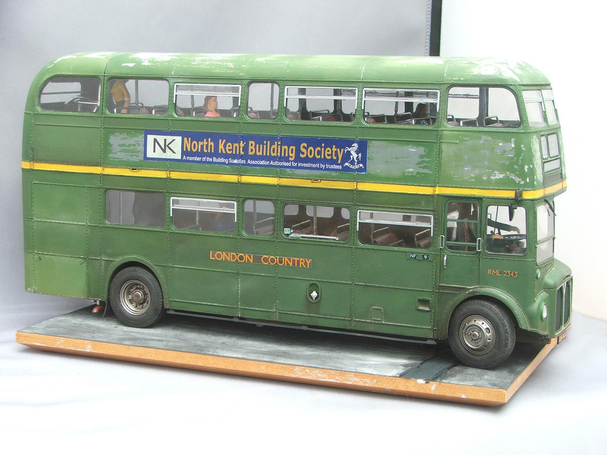 Revell 1/24 Routemaster London Bus (07651/07720) - - The Airfix Tribute ...