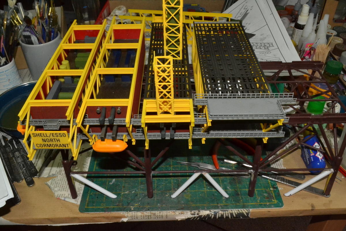 1:200 Revell North Cormorant Oil Rig - Page 3 - Work in Progress ...