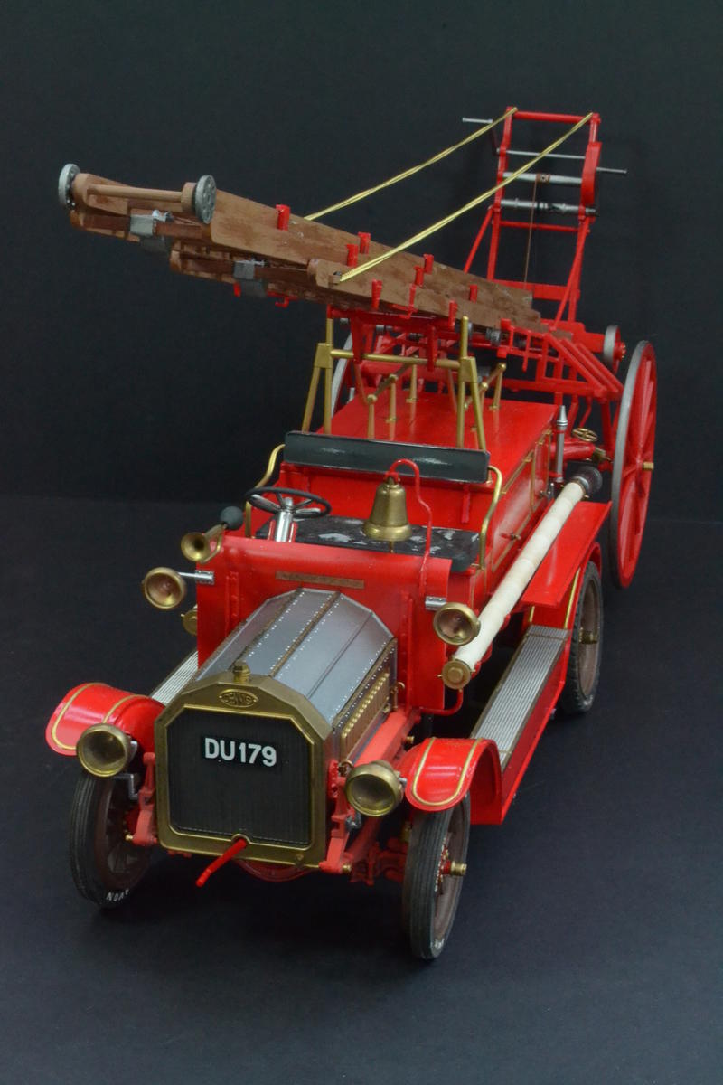 Bandai 1:16 1914 Dennis Fire Engine - Ready For Inspection - Vehicles ...
