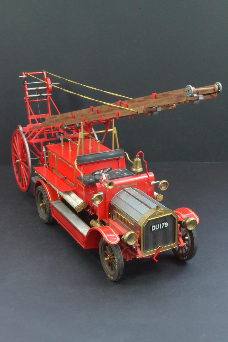 Bandai 1/16 1914 Dennis Fire Engine (8055) - - The Airfix Tribute Forum
