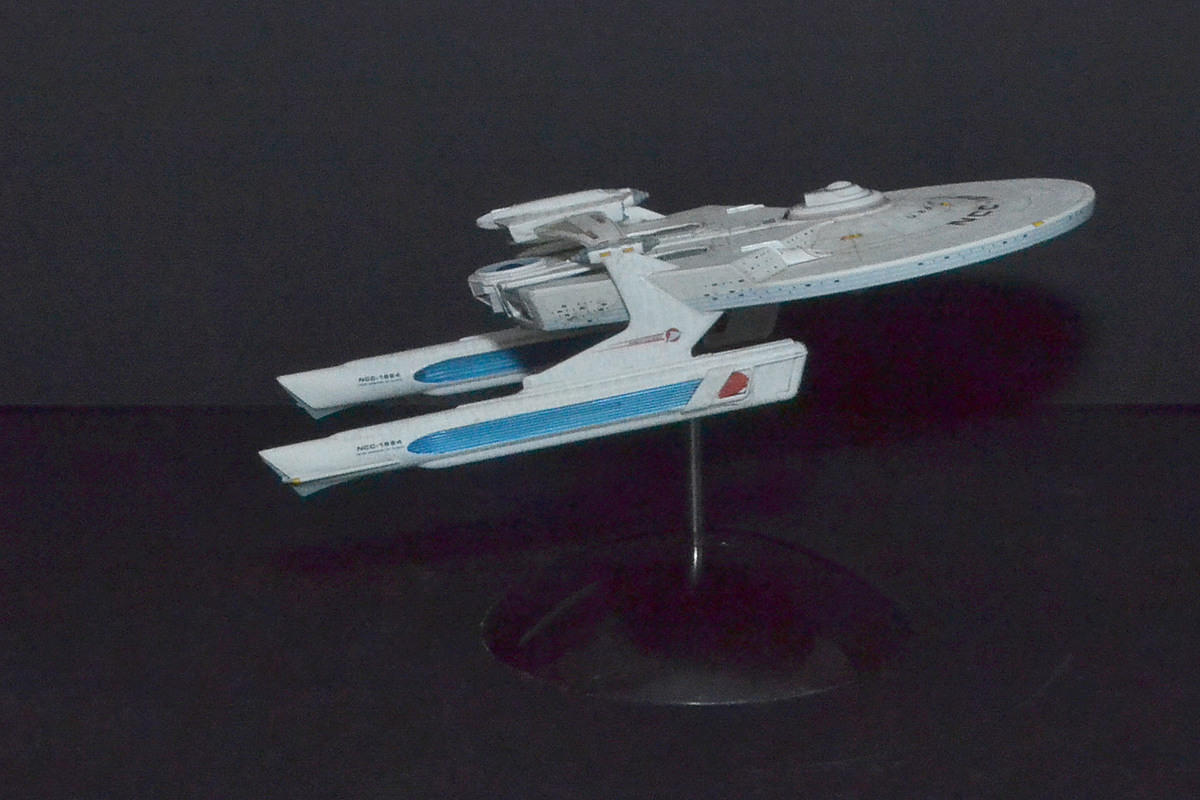 1:1000 Polar Lights USS Reliant - my one and only Star Trek Kit ...
