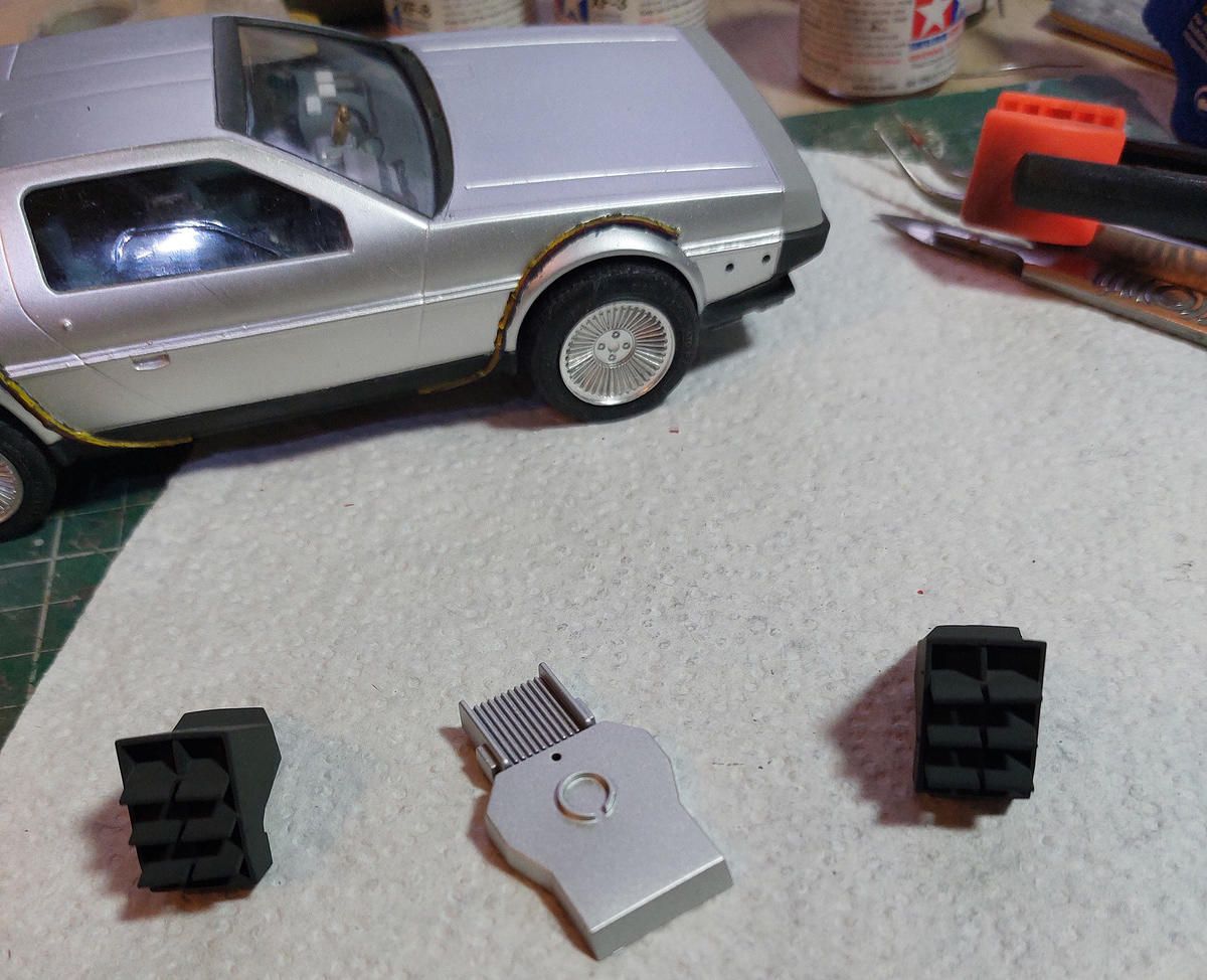 1:24 Back to the Future II De Lorean - Aoshima - Work In Progress - SF ...