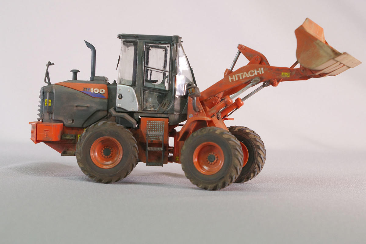 1:35 Hitachi Wheel Loader by Hasegawa - Ready For Inspection - Vehicles ...