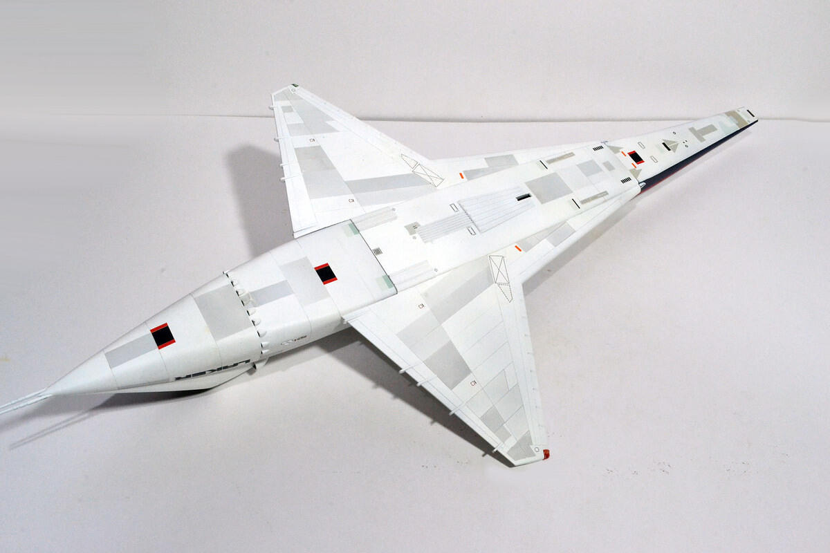 2001: A Space Odyssey, 1/72 Orion III Space Clipper from Moebius... cue ...